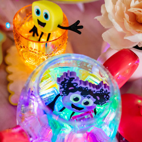 Glo Pals Light Up Cubes Water-Activated 4PK - Lumi